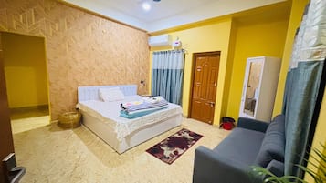 Quarto de Luxo, Vista para a cidade | Wi-fi grátis, roupa de cama fornecida