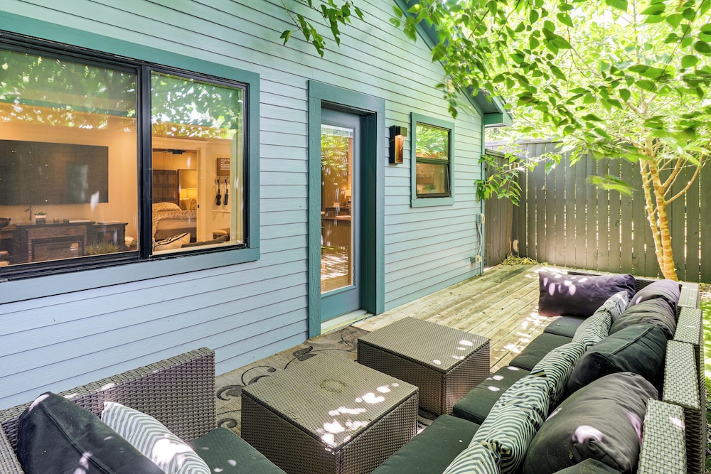 Home 1 Mi To Zilker Park & Barton Springs Pool! - Austin, TX