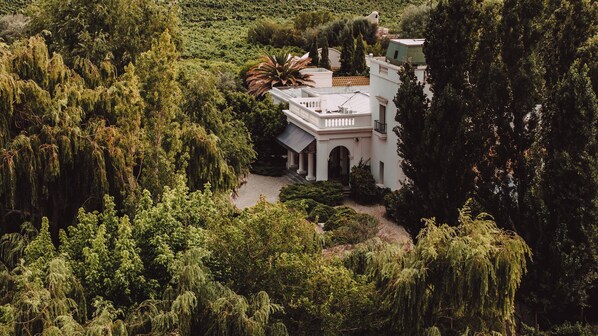 Fachada da propriedade