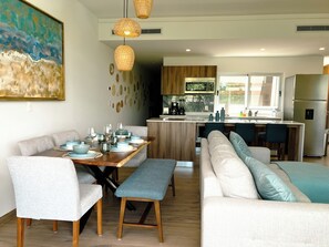 Condo exclusivo, vista para o jardim | Sala de jantar