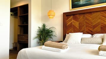 Condo exclusivo, vista para o jardim | Roupas de cama premium, individualmente decorados