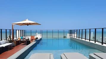 Apartamento Básico | Piscina | Piscina exterior