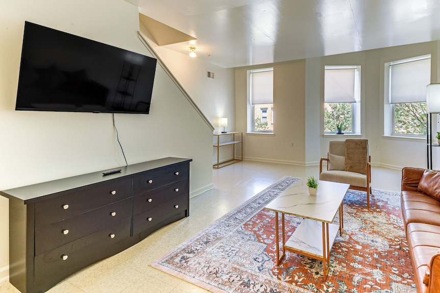 1 Mi To Druid Hill Park: Quaint Baltimore Apt - Towson, MD