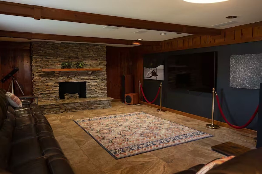 Enchanting 4-bedroom House With Ac In Newburgh - Evansville, IN