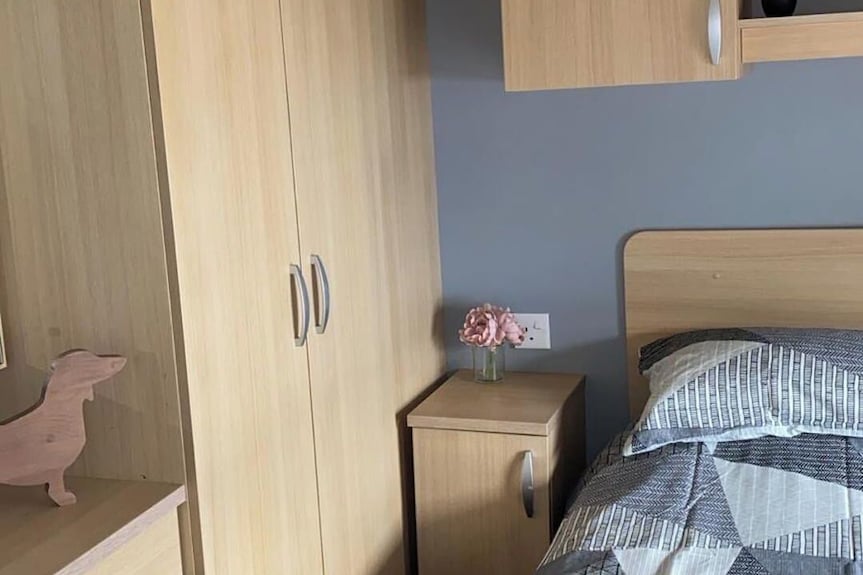 Southview Park- Family Caravan- Sleeps 6- Parking - Lincolnshire