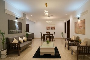 Apartamento Básico, varanda, Vista para a cidade | Sala de estar