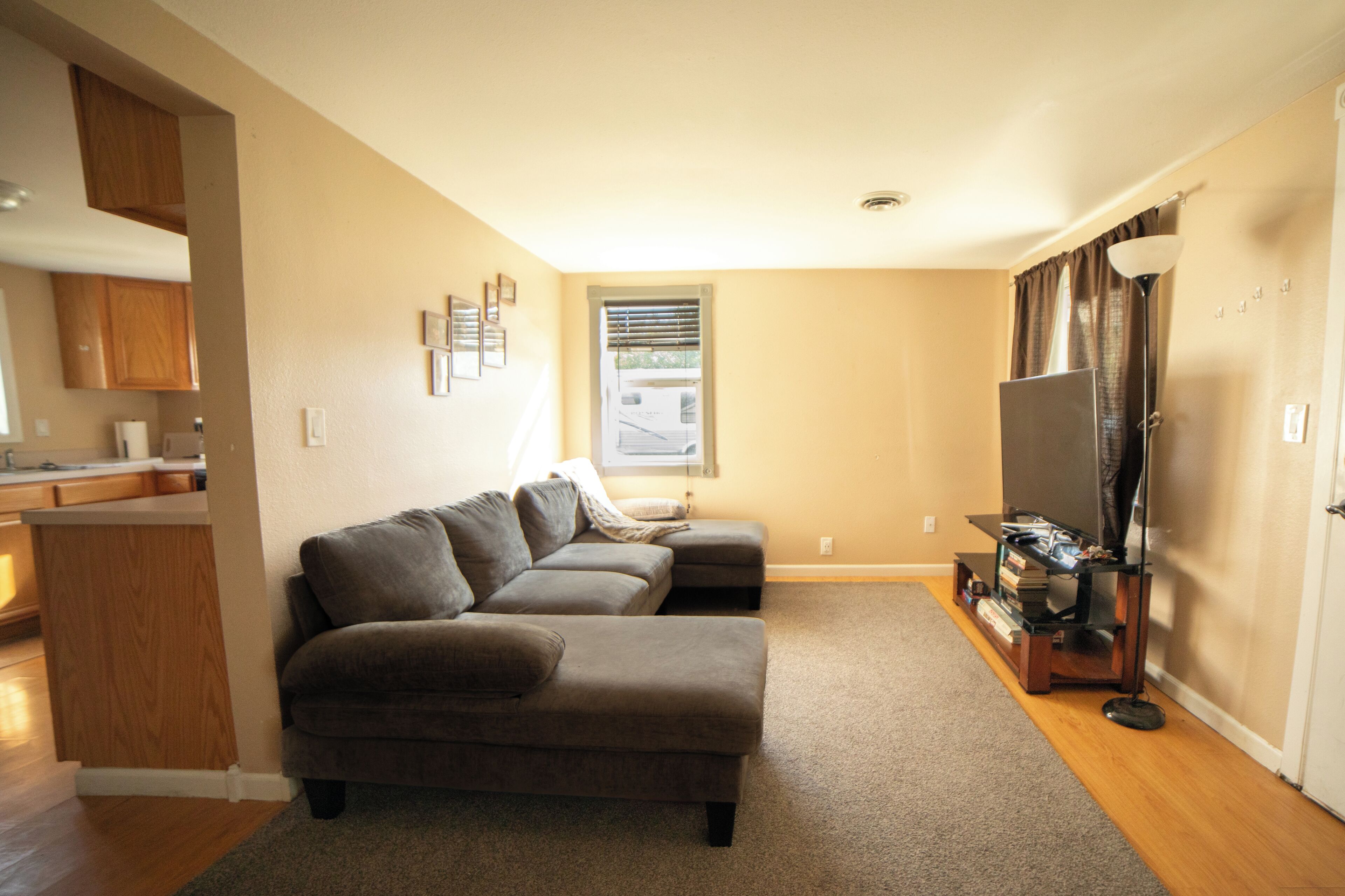 Budget Friendly 3 Br Stay In Billings Heights - Lake Elmo State Park, Billings