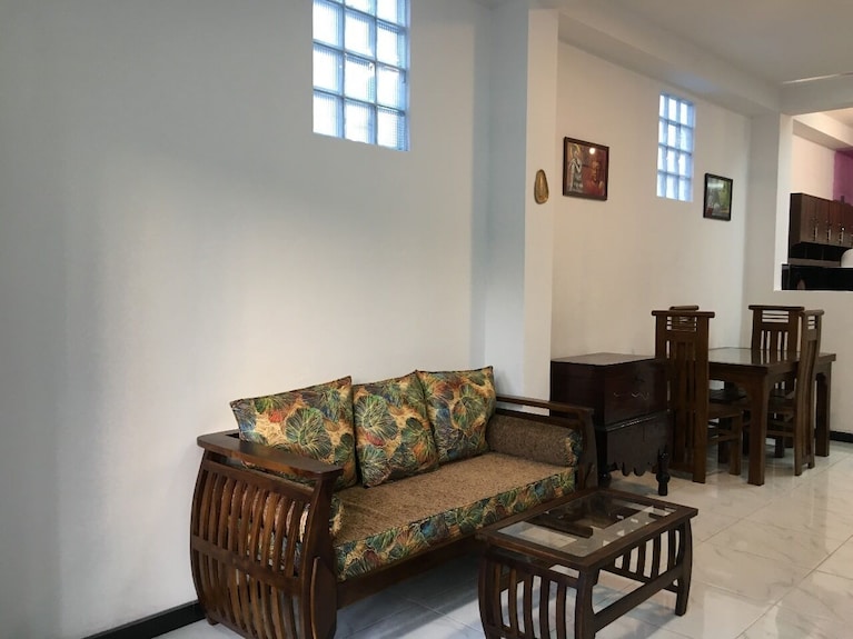 Fully Furnished House For Short Term Rent In Colombo 13 - コロンボ