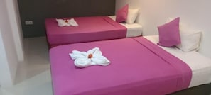 Quarto Duplo Deluxe | Wi-fi grátis, roupa de cama fornecida