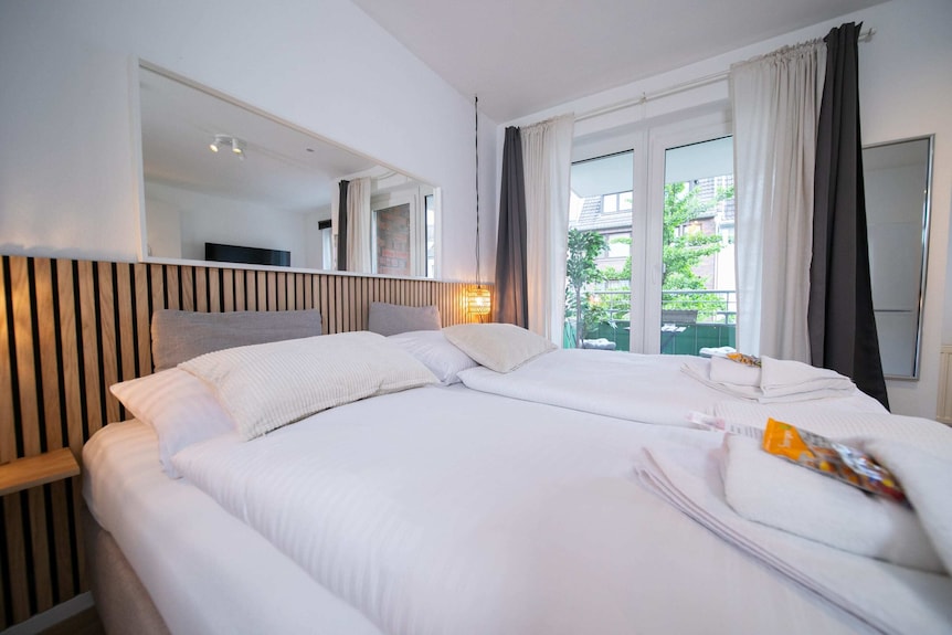 Favorite Stays: Studio With Balcony | Kitchen | Messe - Düsseldorf