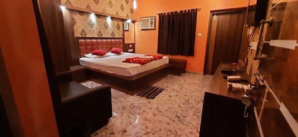 Resort Garden Retreat - Mandarmani