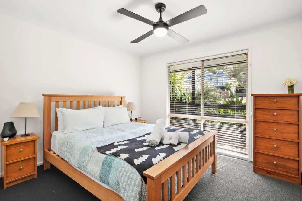 Pool, Golf, Beach & Parks! - Anglesea | Vrbo