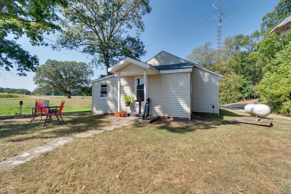 Pets Welcome: Tranquil Retreat W/ Yard In Jewett! - Illinois