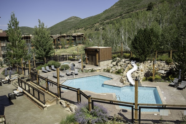 Condo, 3 quartos | Piscina | Piscina externa, piscina aquecida
