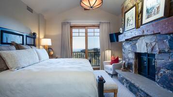 Apartamento em Condomínio Fechado, 5 quartos | 5 quartos, secretária adequada para computadores portáteis