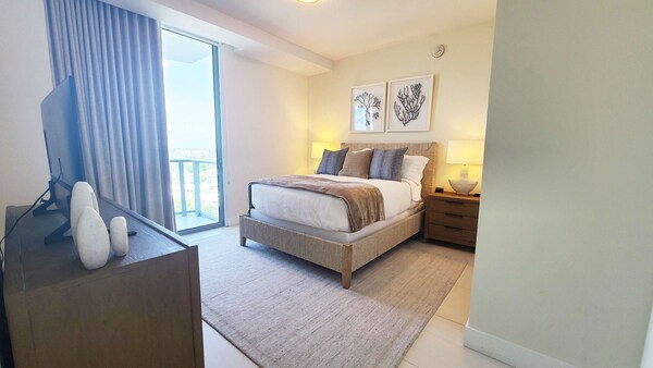 New Amrit Resort Oceanview Retreat - West Palm Beach, FL