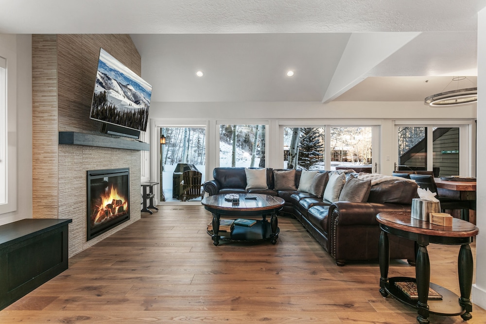 Queen Esther At Deer Valley Resort - Four Bedroom Condo With Hot Tub #2348 4 Condo - Deer Valley, UT