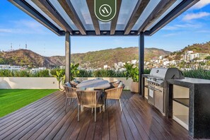 1BR Condo With Rooftop Pool - Romantic Zone Reviews, Deals & Photos ...