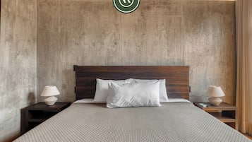 Condo, 1 cama King, varanda, vista para a cidade (Privada de FD 3B U2) | 1 quarto, individualmente decorados, individualmente mobiliados