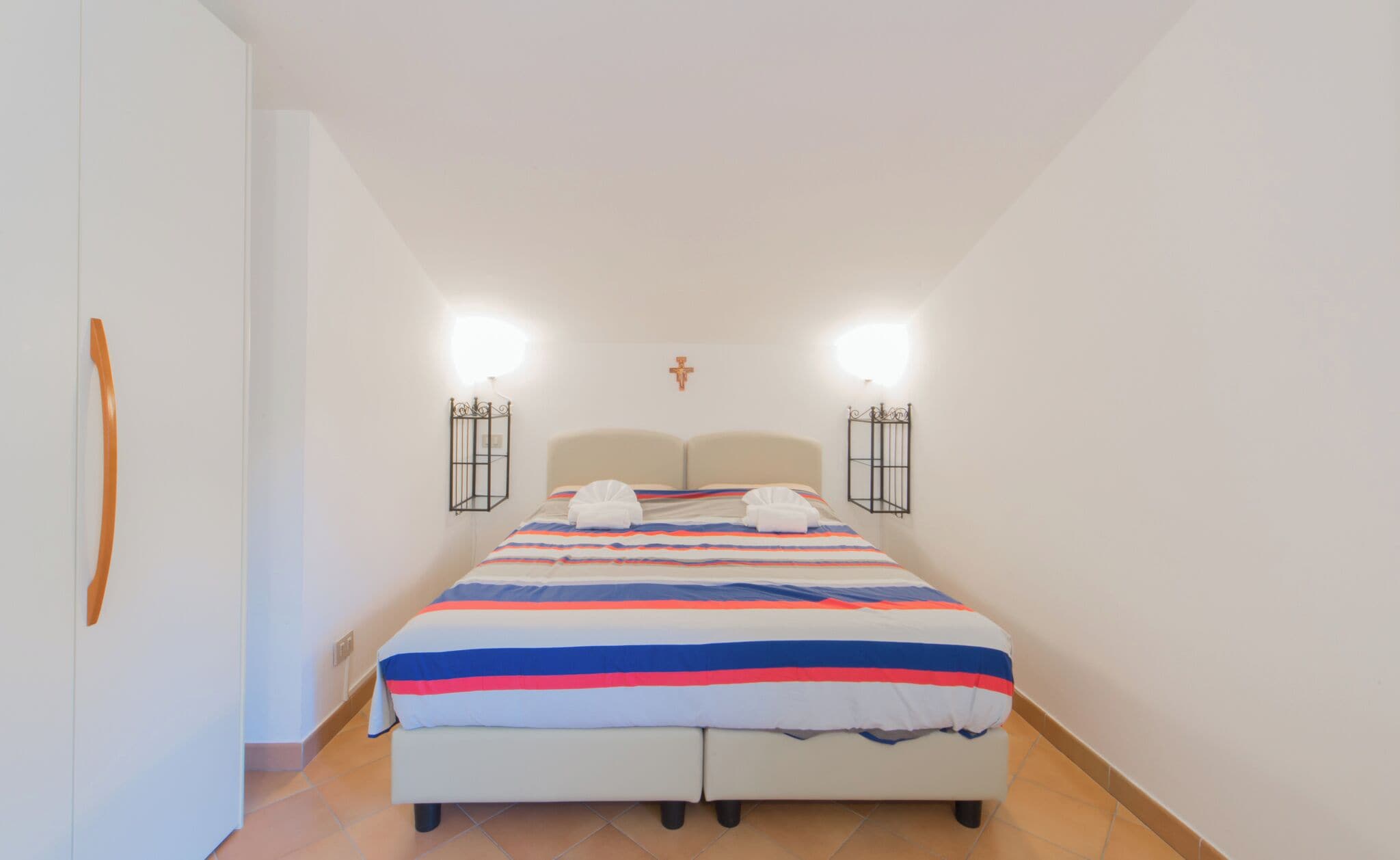 Appartamento in villa con piscina | Cortinas/cortinados opacos, ferro/tábua de engomar 