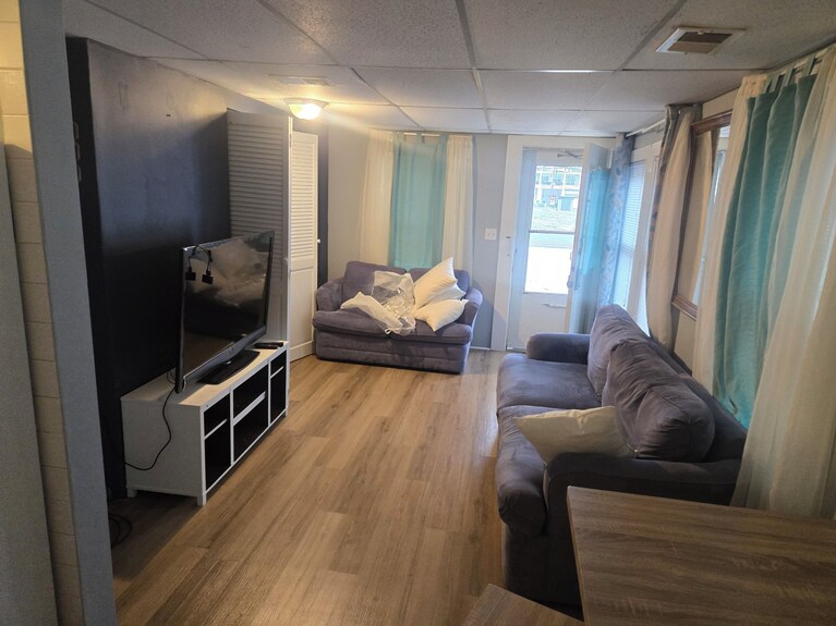 Seniorweek, Soccer Team,dance Team Hot Spot!! 18 To Rent Sleeps 20 - Wildwood Crest, NJ