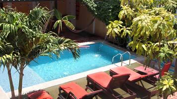 Piscina externa