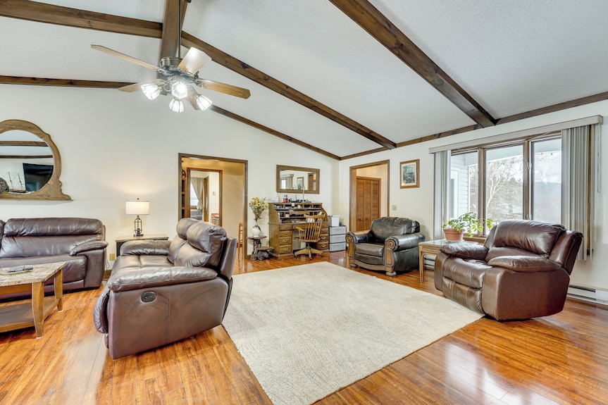 Home W/ Large Yard: 8 Mi To Holiday Valley Resort - State of New York