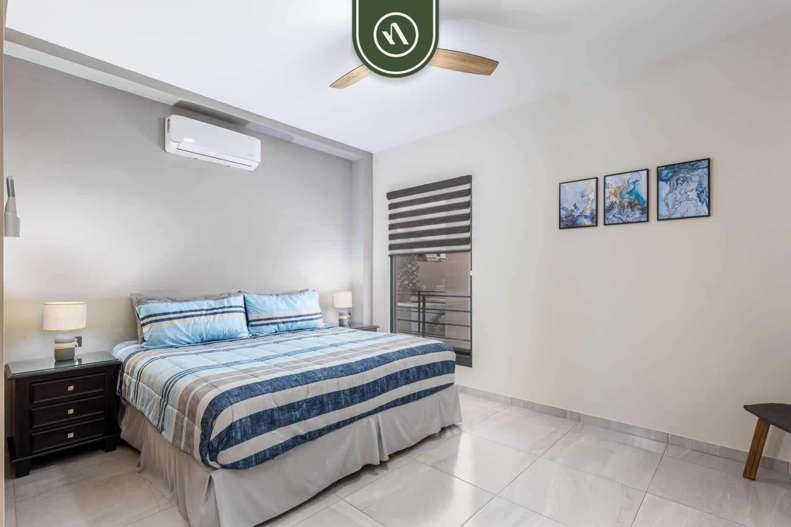 Apartamento, várias camas, varanda, Vista para a cidade (Torre Maria 101) | 2 quartos, com decoração personalizada, com mobília individualizada 