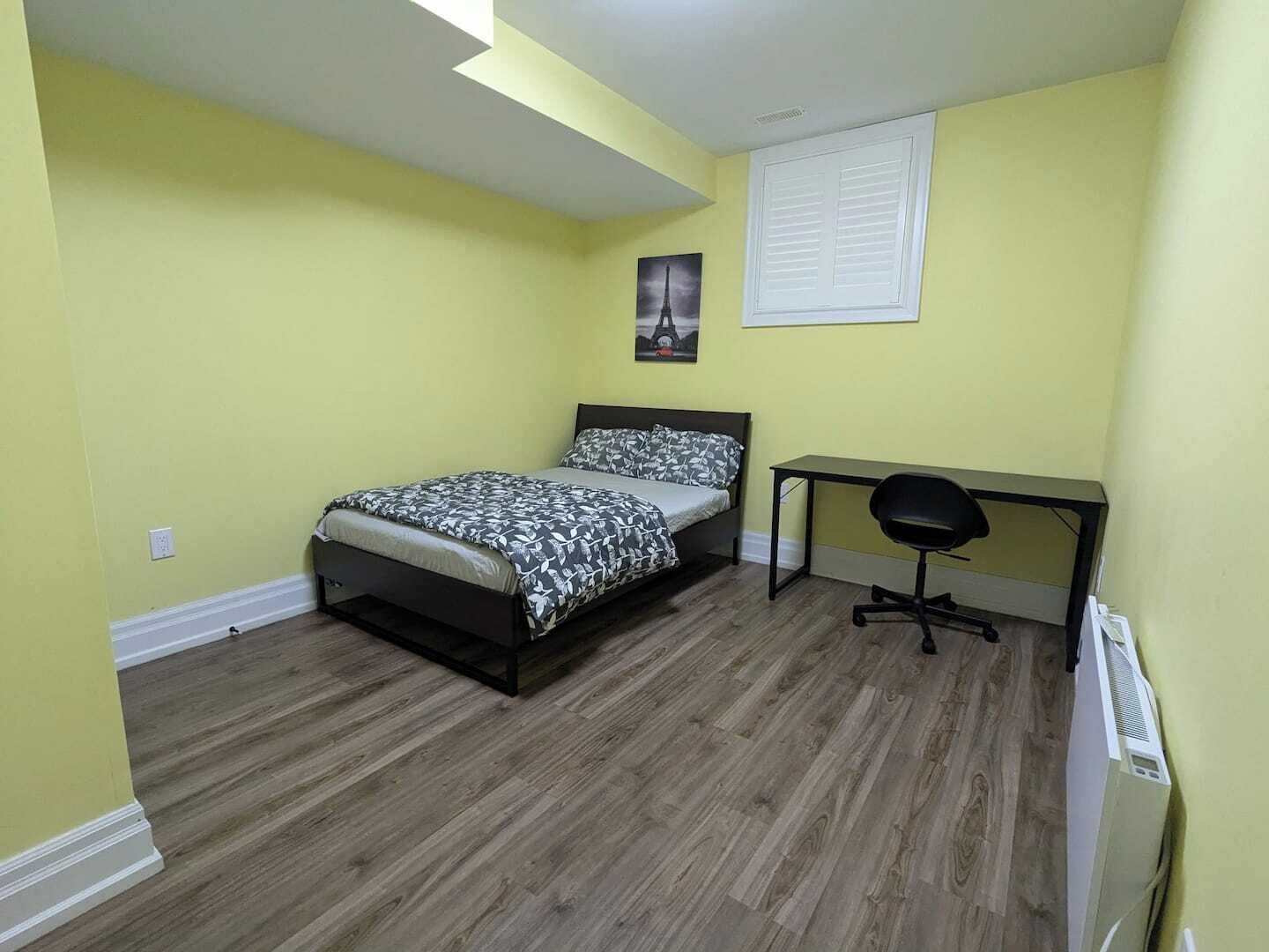 Spacious 2 Bedroom Basement - Kitchener