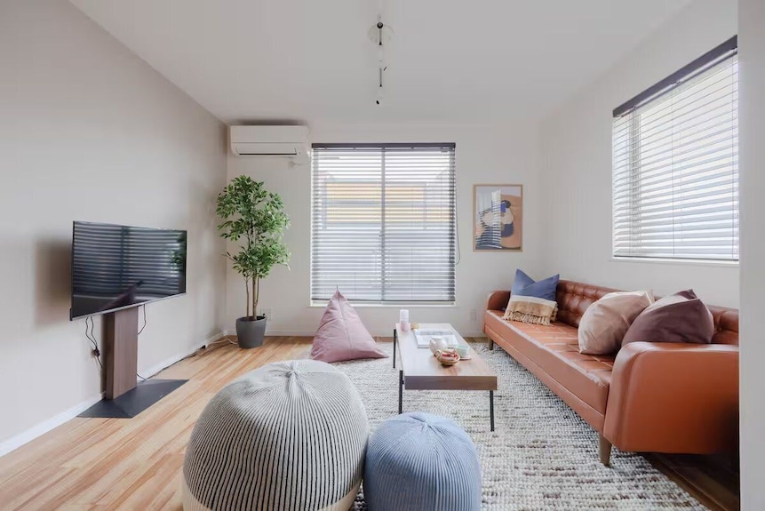 Home In Sangenjaya, Tokyo | 2 Stops To Shibuya - Kawasaki