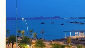 Cortinas/cortinados opacos, quartos insonorizados