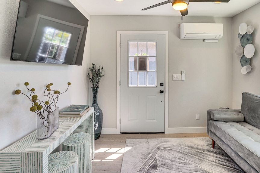 Newly Updated! Commuter-friendly Anaheim Home - Anaheim
