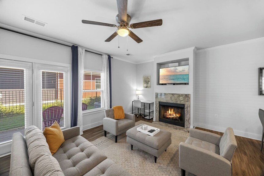 Modern Spartanburg Townhome| Near Downtown &Trails - Lake Craig, SC