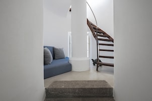 Suite Presidencial, vista para o jardim | Sala de estar | Televisor