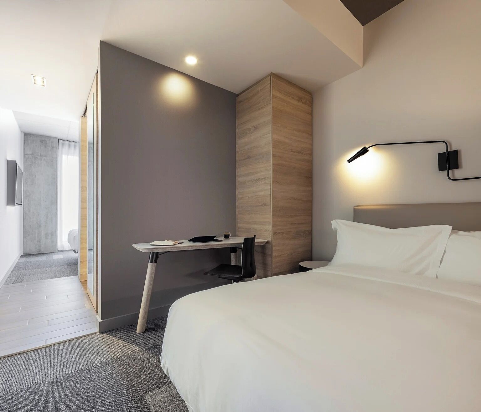 Experience Urban Chic Design In Spacious Room Walking Distance To Cafés & Bars - Longueuil