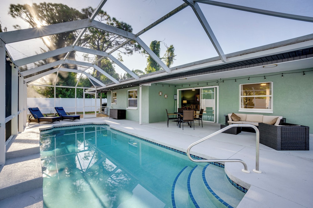 3 Mi To Manasota Key: Stylish Single-story Home! - Englewood, FL