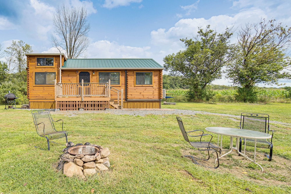 5 Mi To Susquehanna Boating! Secluded Log Cabin - Lewisburg, PA