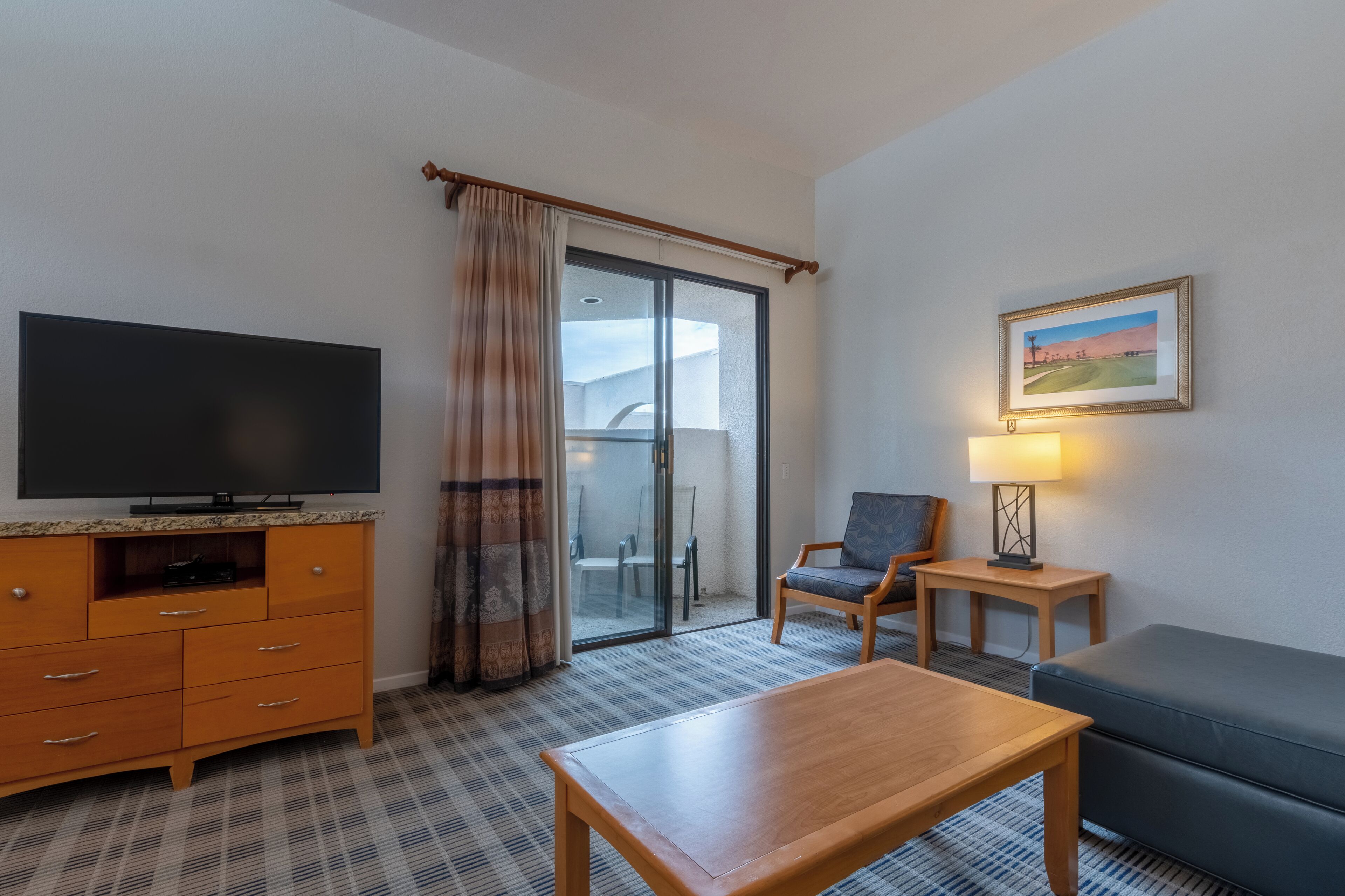 Desert Getaway 3 Unites! Kitchen, Pools & Free Parking! - Palm Springs, CA