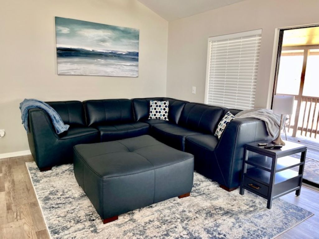 Spacious Lake Conroe Lakeview Home, 3 Br/ 3 Ba, Gated Community, Sleeps 6-8 - Conroe, TX
