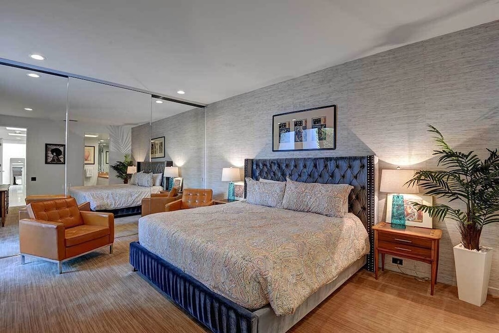LUXURY Rancho Mirage 4 bedroom with private pool & Spa Tamarisk Golf ...
