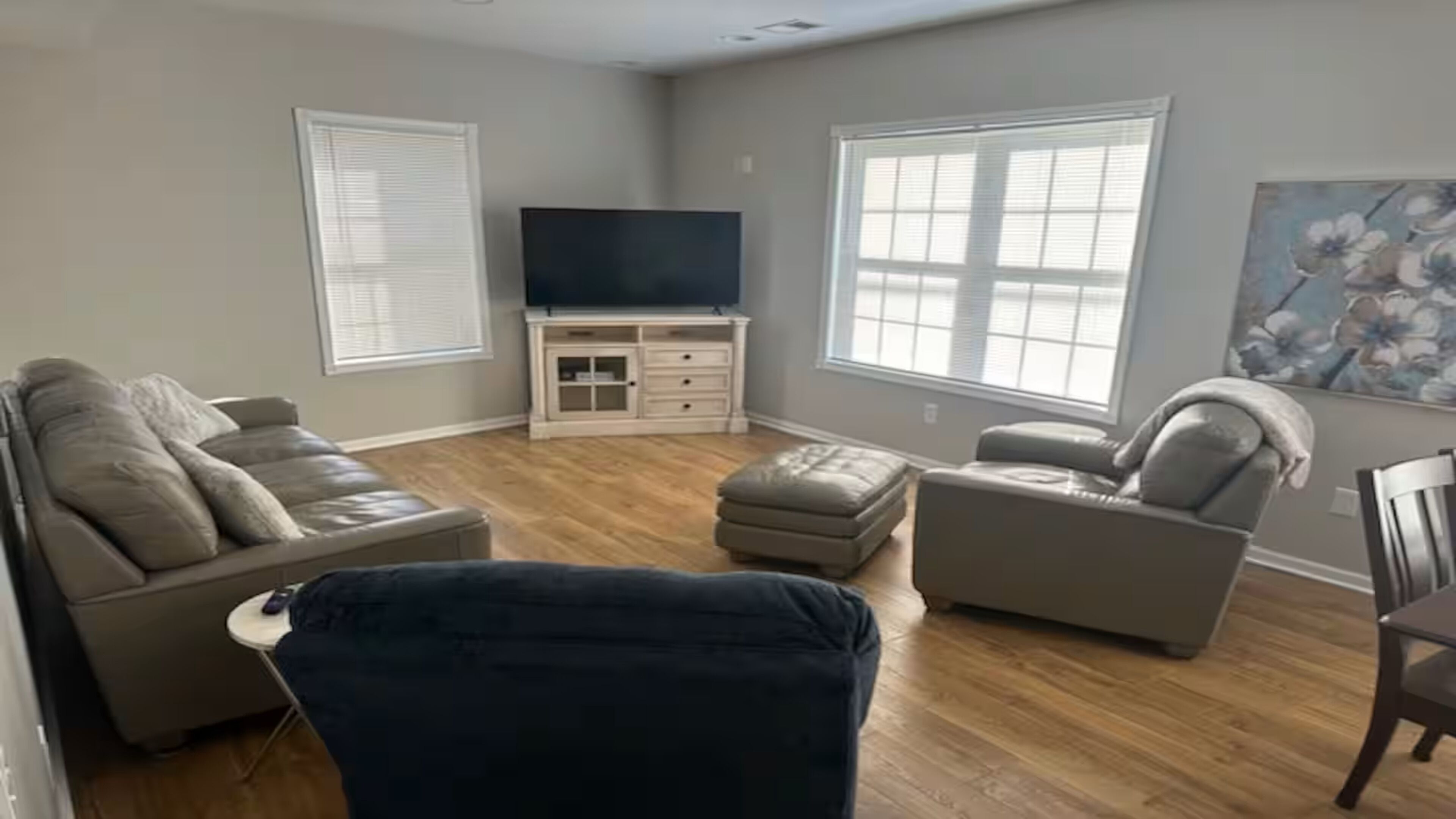 Harbor Side Retreat- Open Space Sleeping Area Perfect For Families - East Tawas, MI