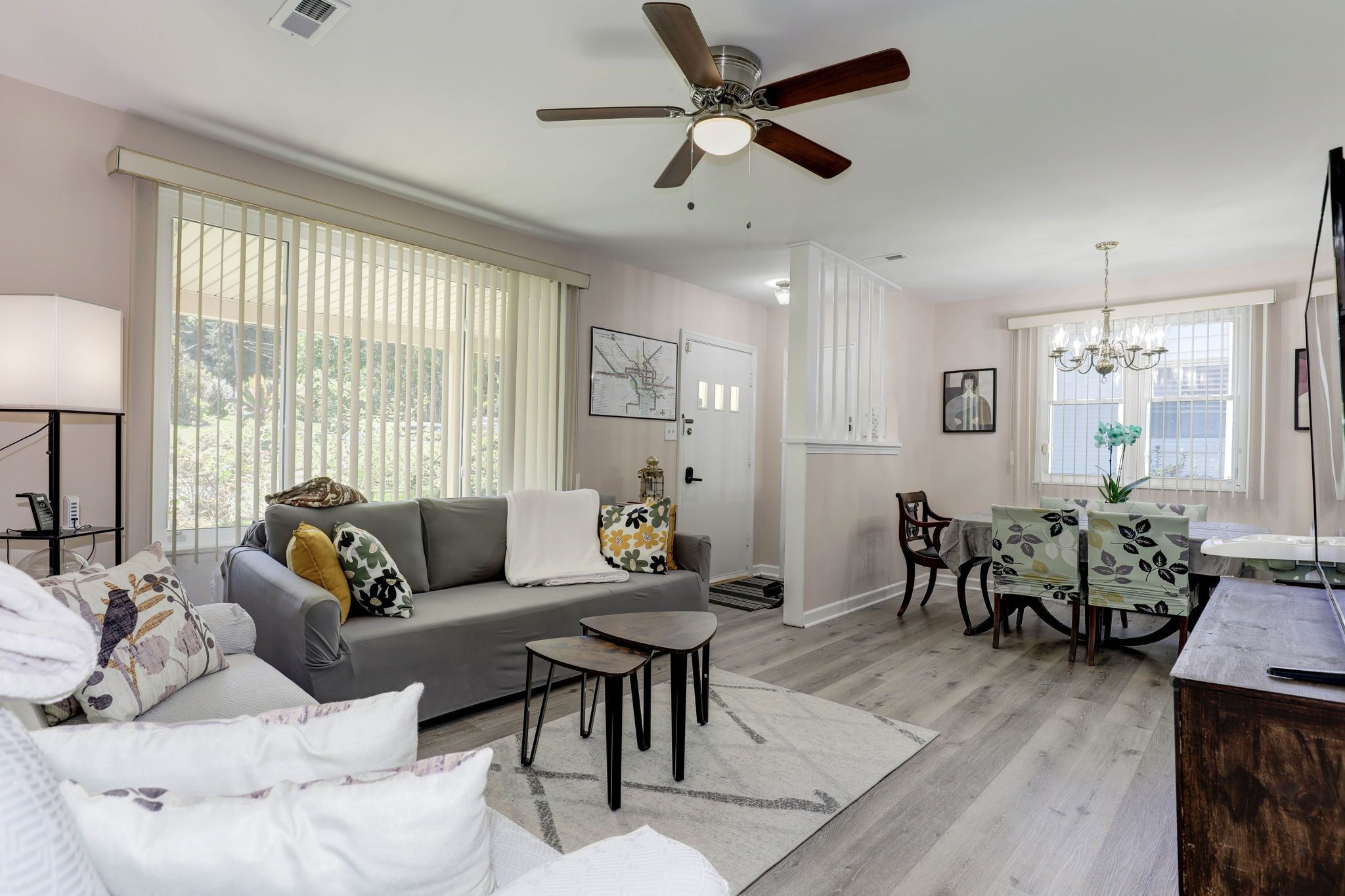 Modern Living For Visit Dc/umd, 2 Bedrooms, 4 Beds With Central Ac/heating - Hyattsville, MD