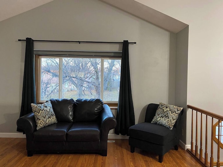 Millard West Omaha 4 Bed, 3 Bath - Omaha, NE