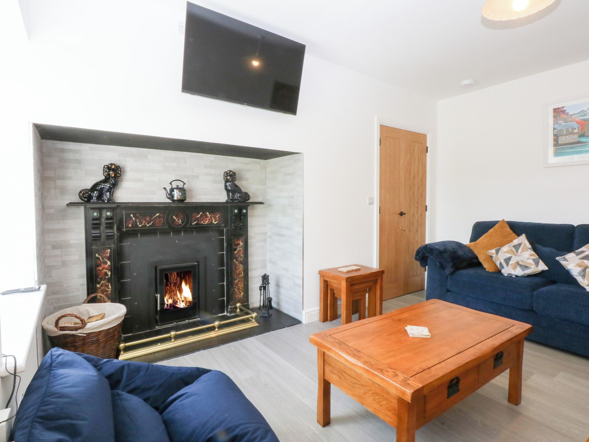 Trefor Ganol, Pet Friendly, With Open Fire In Pentraeth - Bangor