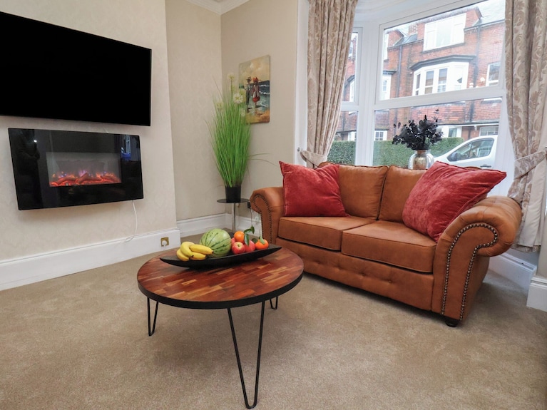 Rutland Grange, Pet Friendly, Country Holiday Cottage In Filey - Filey