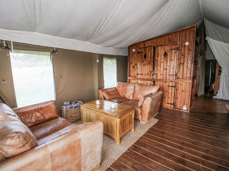 Pear Trees, Pet Friendly, With Hot Tub In Bewdley - Bewdley