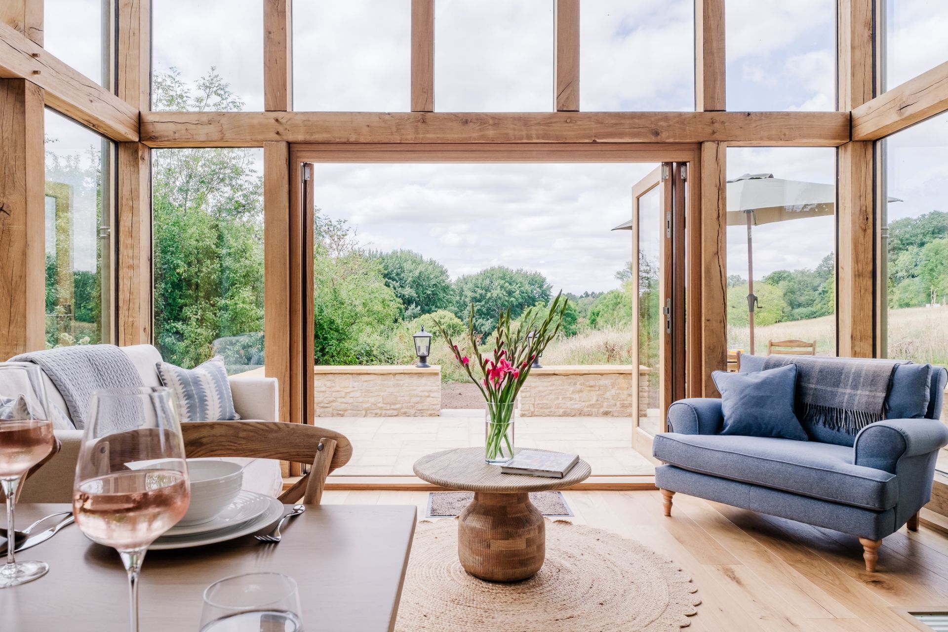 Beautifully Presented Holiday Home In The Cotswolds With Amazing Views - The Tractor Shed - ストラトフォード＝アポン＝エイヴォン