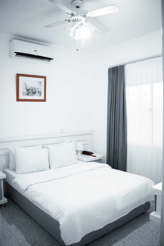 Sea And Mountain Views, Prime Location Near Casino,unbeatable Stay - Northern Cyprus