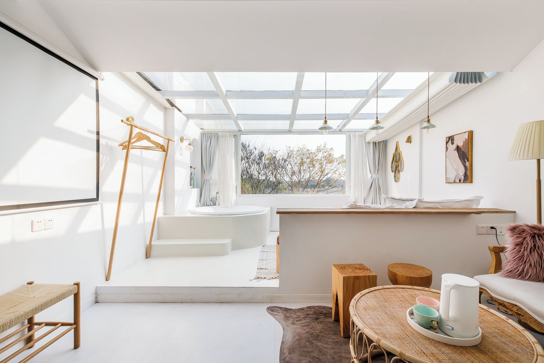 Quarto Clássico com Cama de Casal, vista para o rio | Cortinas/cortinados opacos, ferro/tábua de engomar, Wi-fi grátis 