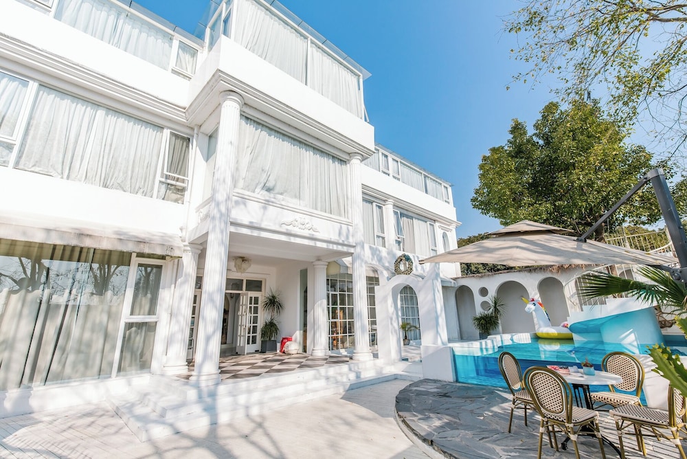 Shanghai Ruochu Designer Guesthouse-near Shanghai Pudong Airport & Disneyland - Shanghai